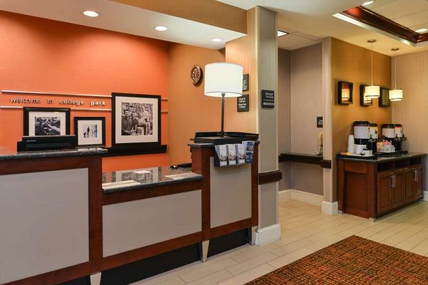 HAMPTON INN COLLEGE PARK - 129 Photos & 38 Reviews - 9670 Baltimore Ave ...