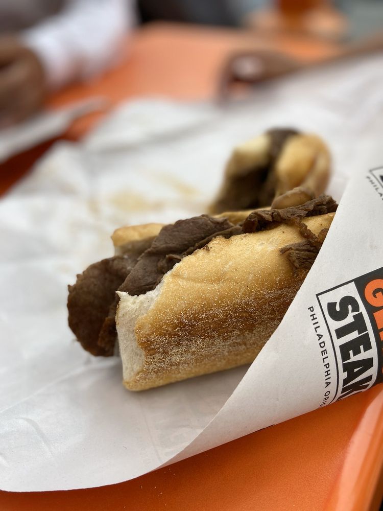 GENO’S STEAKS - 2453 Photos & 3547 Reviews - 1219 S 9th St ...