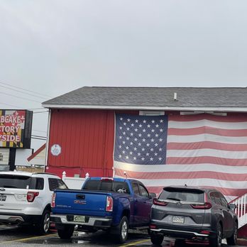 CRABCAKE FACTORY BAYSIDE - Updated June 2024 - 275 Photos & 239 Reviews ...