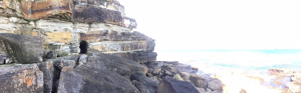 THE WORMHOLE - Updated November 2025 - In the cliff at Queenscliff ...