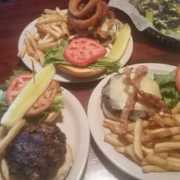 20 NORTH BROADWAY TAVERN - Updated July 2025 - 137 Photos & 182 Reviews ...