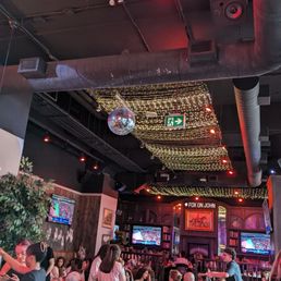 FOX ON JOHN - Updated December 2024 - 413 Photos & 196 Reviews - 106 ...