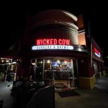 WICKED COW BURGERS AND BREWS - 1217 Photos & 1310 Reviews - 131 W ...