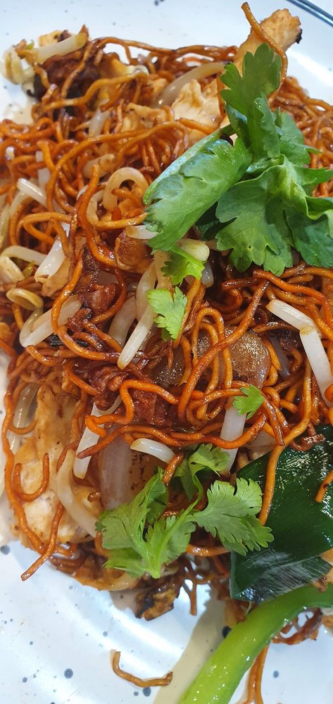 TWO HANDS NOODLES SHOP - Updated December 2024 - 4/2 Downey Dr, Como ...