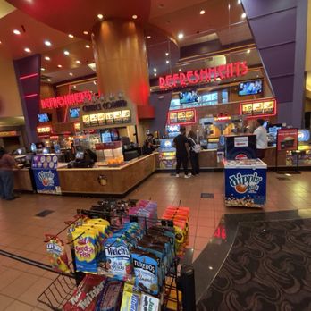 REGAL RIVERSIDE PLAZA - Updated July 2025 - 287 Photos & 332 Reviews ...