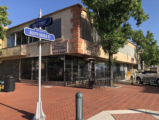 PETRA MEDITERRANEAN RESTAURANT - 125 Photos & 285 Reviews - 200 S Green ...