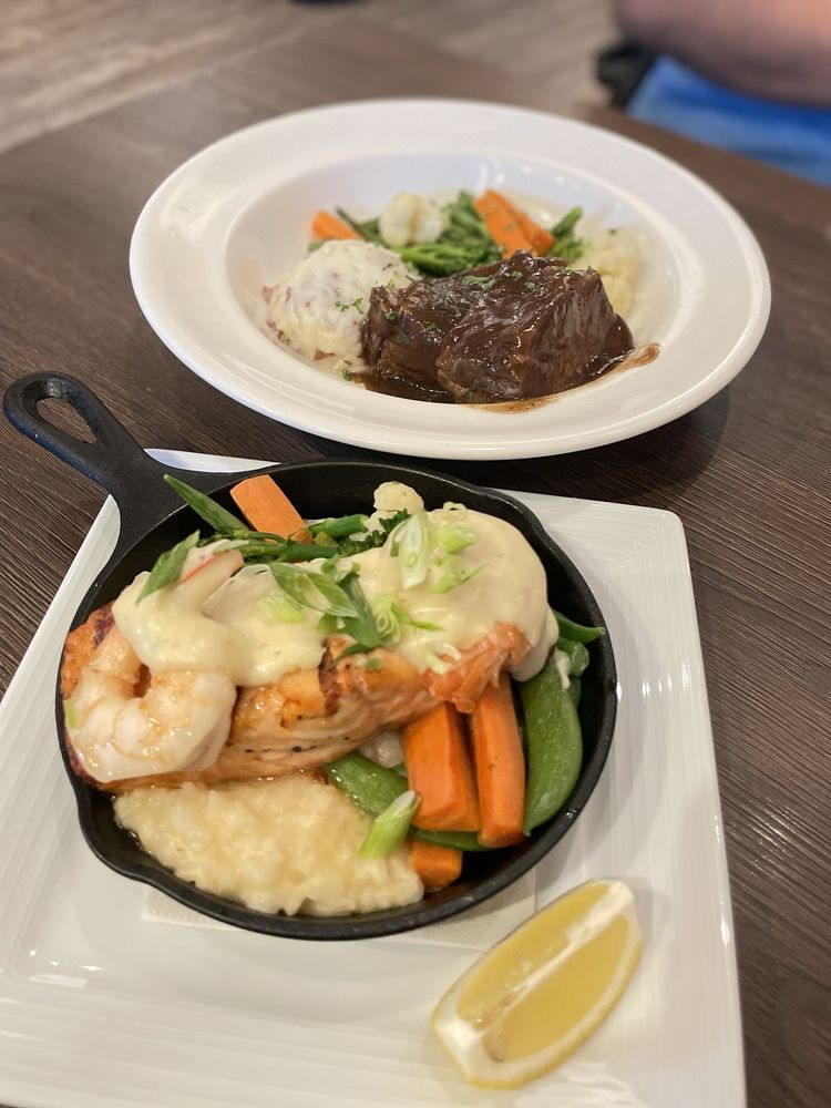 LEGENDS RESTAURANT - Updated January 2026 - 17 Photos & 26 Reviews ...