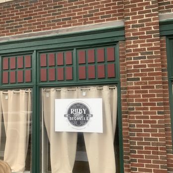 RUBY BEGONIA’S - Updated December 2025 - 38 Photos - 236 Genesee St, Chittenango, New York ...