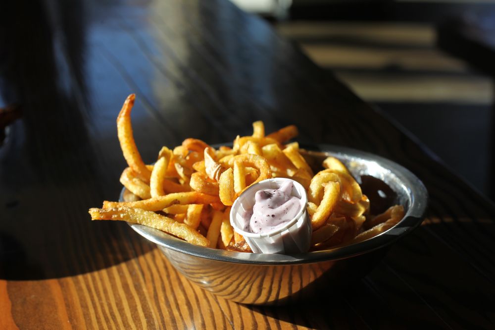 BOISE FRY COMPANY - 103 Photos & 155 Reviews - Burgers - 3083 S Bown ...