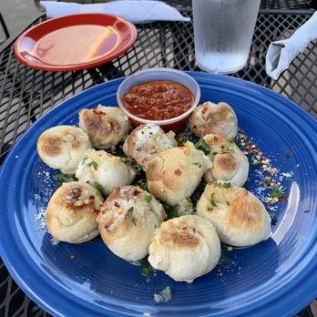 ELIZABETH’S PIZZA - Updated August 2024 - 69 Photos & 69 Reviews - 5607 ...