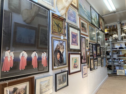 MAHON FAMILY STORE - Updated December 2025 - 19 Photos - 306 Maple St ...