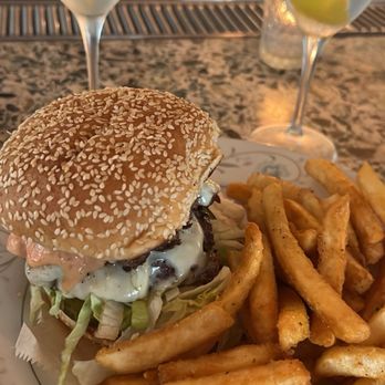 CHUG’S DINER - Updated June 2024 - 1116 Photos & 430 Reviews - 3444 ...