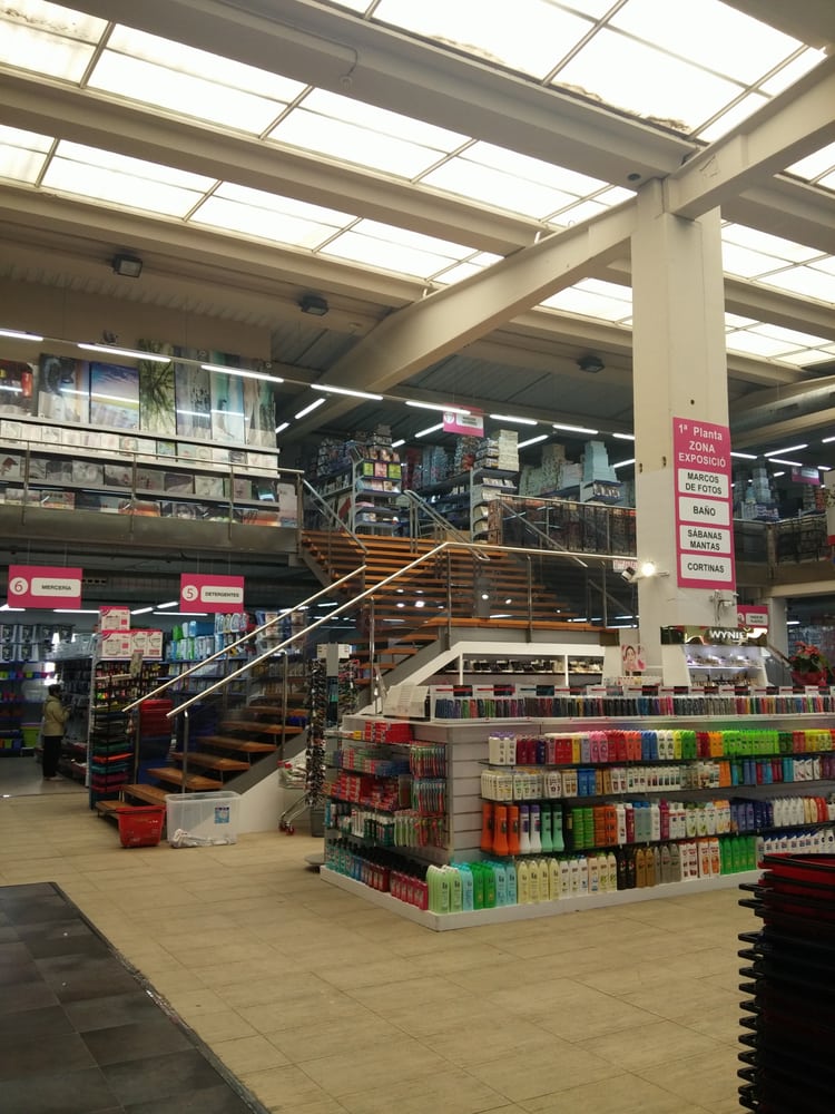 HOBBY ZOO - Updated March 2025 - C.C. Montigalá, Badalona, Barcelona ...