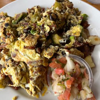 AVIATOR’S - Updated September 2024 - 616 Photos & 354 Reviews - 6151 ...