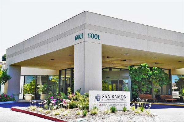 SAN RAMON REGIONAL MEDICAL CENTER - Updated October 2025 - 75 Photos ...