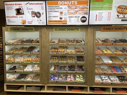 MR. MAPLE DONUTS - Updated December 2025 - 24 Photos & 18 Reviews ...