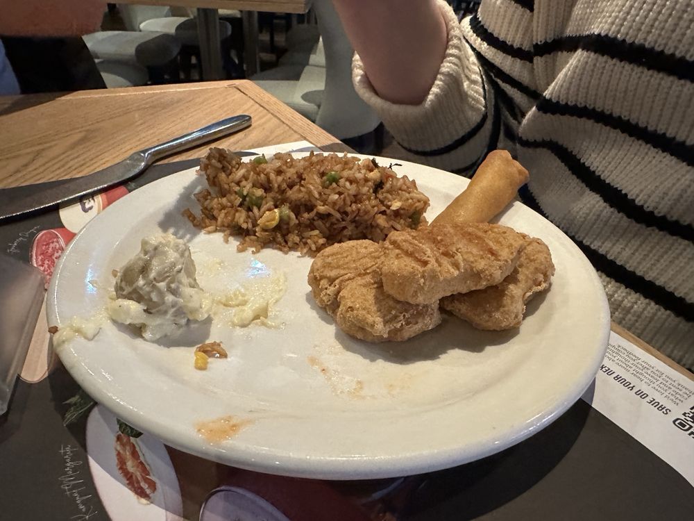 COSMO - Updated December 2025 - 48 Photos & 37 Reviews - Greenside ...