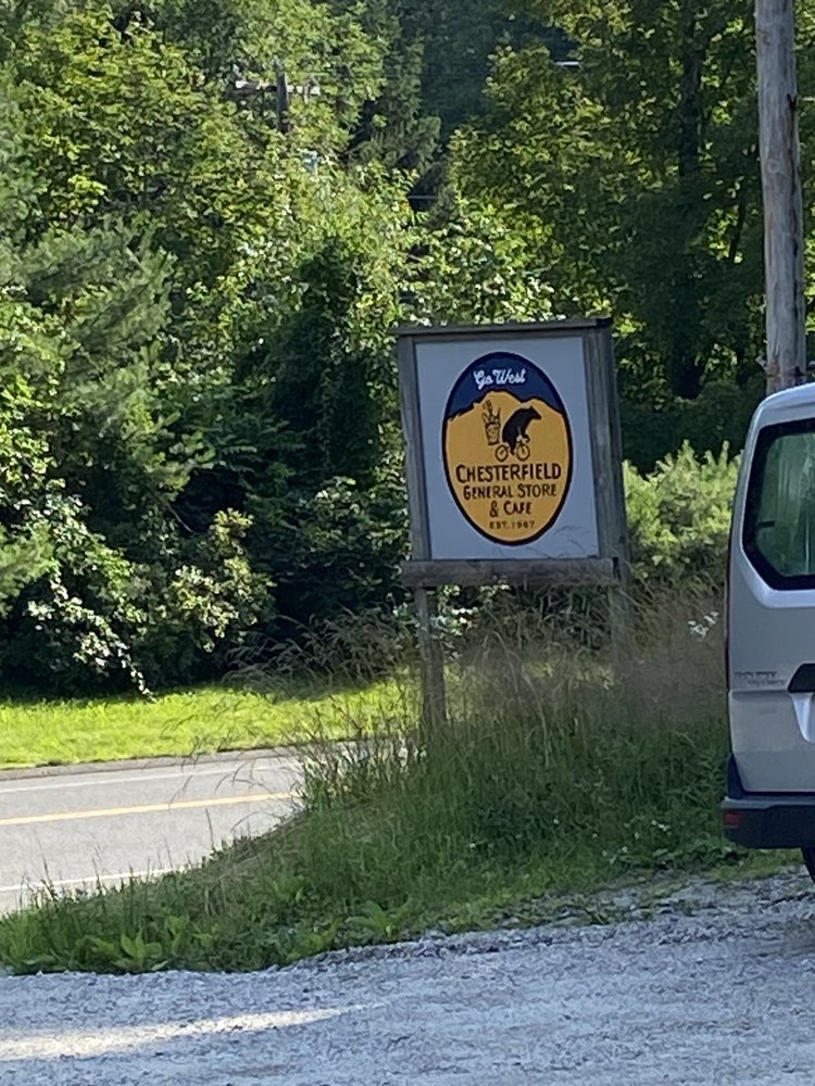 CHESTERFIELD GENERAL STORE & CAFE - Updated April 2025 - 11 Photos & 16 ...