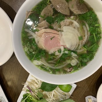 PHO 72 - Updated May 2025 - 32 Photos & 49 Reviews - 1376 Park Rd NW ...