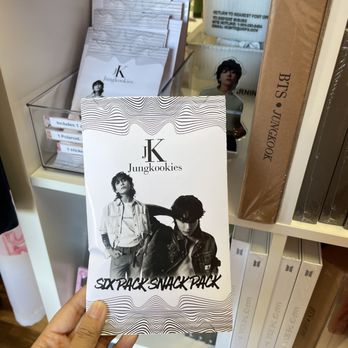 KANDY POP - Updated December 2025 - 67 Photos & 30 Reviews - 989 Story ...