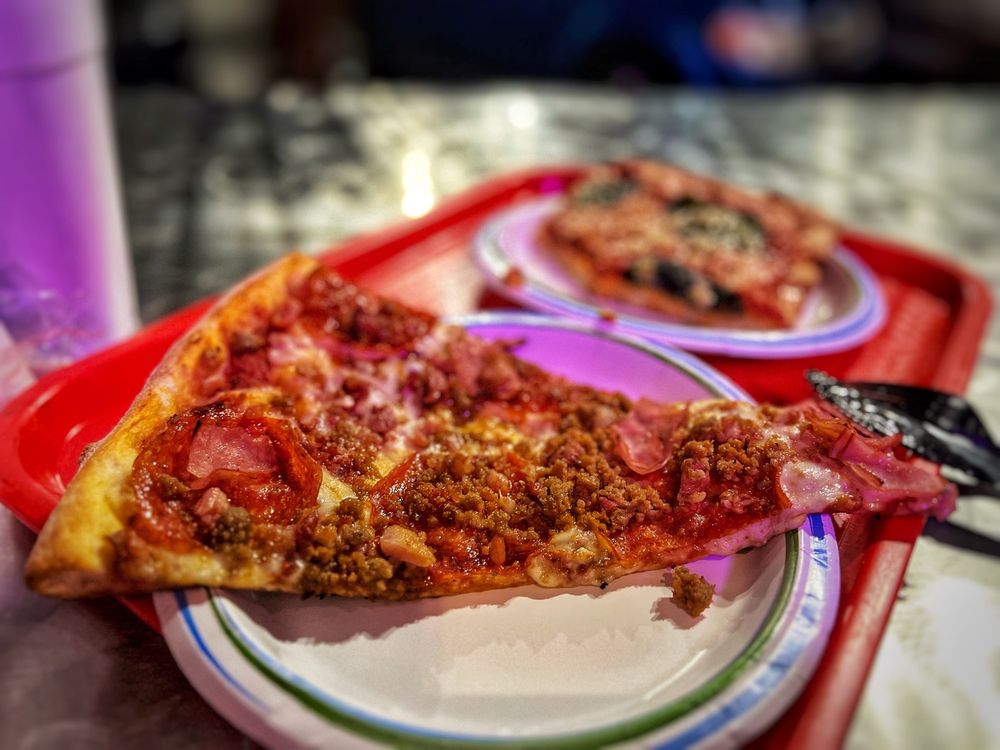 BIGGIE’S PIZZA - 5 POINTS - Updated February 2025 - 219 Photos & 158 ...