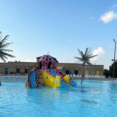 FLORENCE FAMILY AQUATIC CENTER - Updated January 2026 - 14 Photos & 10 ...