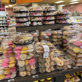 NORTHGATE GONZALEZ MARKET - Updated November 2025 - 60 Photos & 76 ...