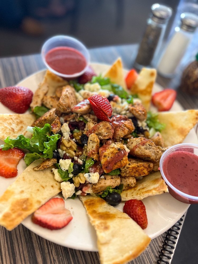 MAMA ZOE MICHAEL’S - 367 Photos & 192 Reviews - 2859 Reynolda Rd ...