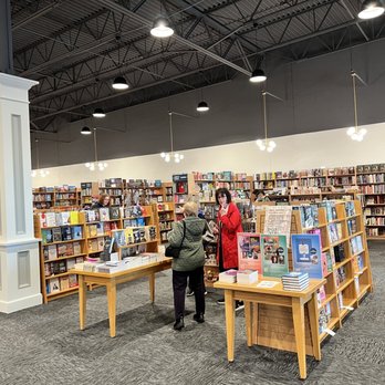 SCHULER BOOKS - Updated August 2025 - 41 Photos & 15 Reviews - 7260 ...