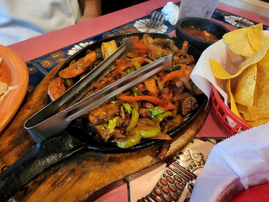 EL RANCHERO - Updated October 2025 - 98 Photos & 102 Reviews - 516 ...