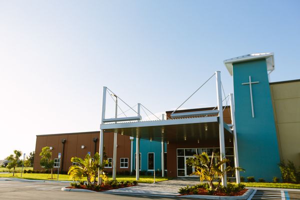 CROSSPOINT - Updated October 2025 - 33 Photos - 204 SW 11th Pl, Cape ...