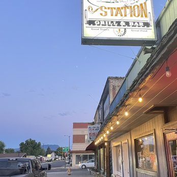 THE ELGIN STATION - Updated December 2025 - 22 Photos & 15 Reviews - 52 ...