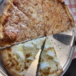 UNCLE RICO’S PIZZA - 105 Photos & 99 Reviews - 2960 Cleveland Ave, Fort ...