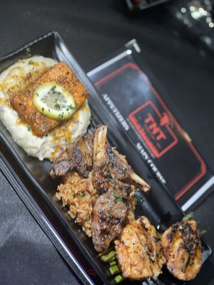 TNT ROOFTOP RESTAURANT - Updated January 2026 - 48 Photos & 33 Reviews ...