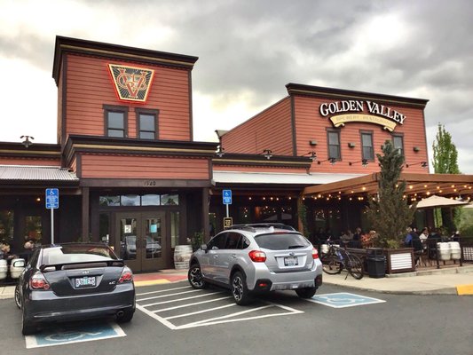 GOLDEN VALLEY BREWERY AND RESTAURANT -BEAVERTON - Updated May 2025 ...