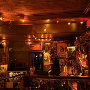 UNIVERSITY CLUB - Updated June 2025 - 1004 Boren Ave, Seattle ...