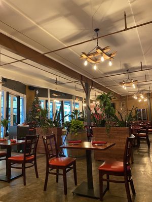 GRACE - Updated December 2025 - 180 Photos & 105 Reviews - 555 Dauphin ...