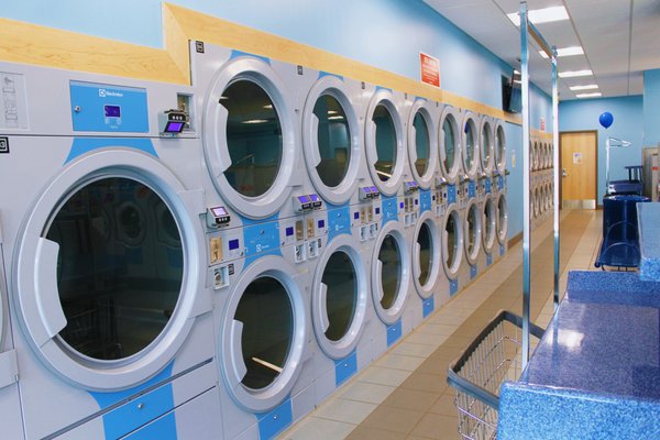 TUMBLE FRESH COIN LAUNDRY - Updated June 2026 - 16 Photos - 8470 E ...