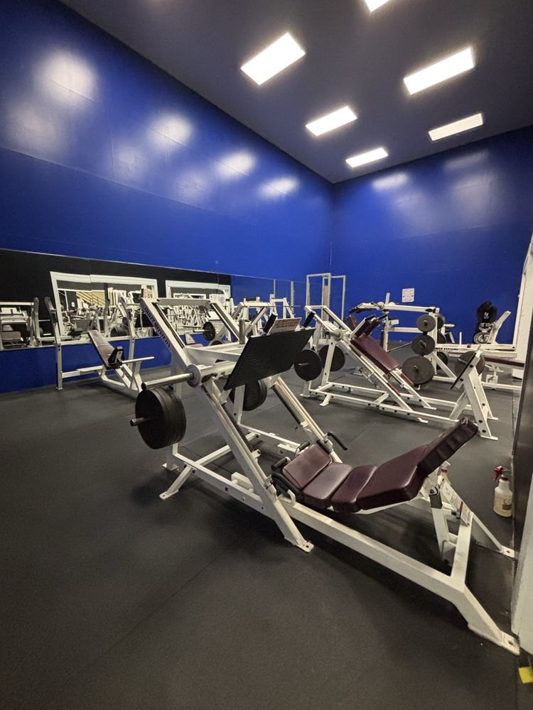NORWICH FITNESS CENTER - Updated May 2026 - 14 Photos - 2 Wisconsin Ave ...