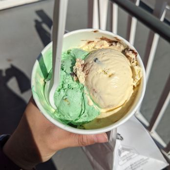 LAST LICKS HOMEMADE ICE CREAM - Updated January 2026 - 125 Photos & 161 ...