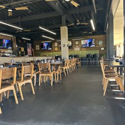 808 CRAFT HOUSE - Updated January 2026 - 276 Photos & 176 Reviews - 92 ...