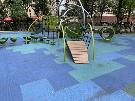 CLEMENT CLARKE MOORE HOMESTEAD PARK - Updated October 2025 - 22 Photos ...