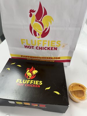 FLUFFIES HOT CHICKEN - MIDTOWN - Updated September 2025 - 15 Photos ...