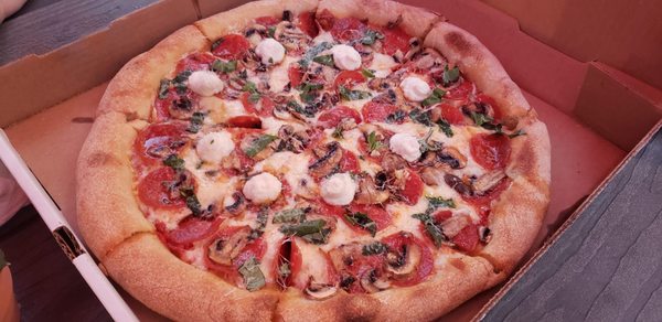 SLAP BOX PIZZA AND WINGS - Updated August 2025 - 17 Photos & 10 Reviews ...