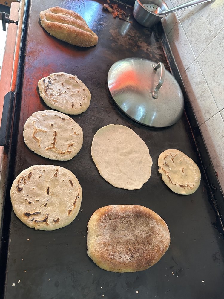 LONCHERIA LA ROMPE CORAZONES - Updated August 2024 - C. Ignacio ...