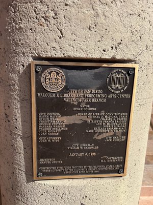 VALENCIA PARK - MALCOLM X LIBRARY - Updated October 2025 - 93 Photos ...