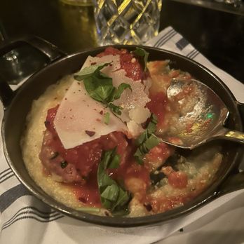 RED ASH - Updated March 2025 - 2453 Photos & 1418 Reviews - 303 ...