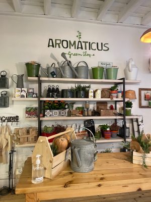 AROMATICUS - Updated August 2025 - 89 Photos & 34 Reviews - Via Urbana ...