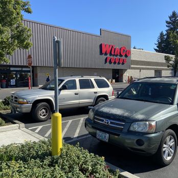 WINCO FOODS - Updated August 2025 - 33 Photos & 96 Reviews - 1222 NE ...