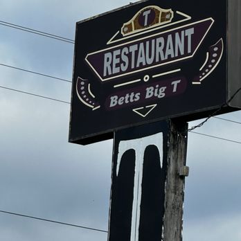 BETT’S BIG T - Updated October 2025 - 73 Photos & 114 Reviews - 2525 N ...